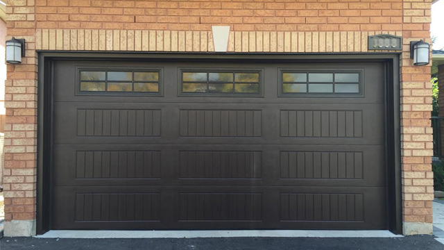 Residential Garage Doors Gallery Oakville, Milton, Campellville